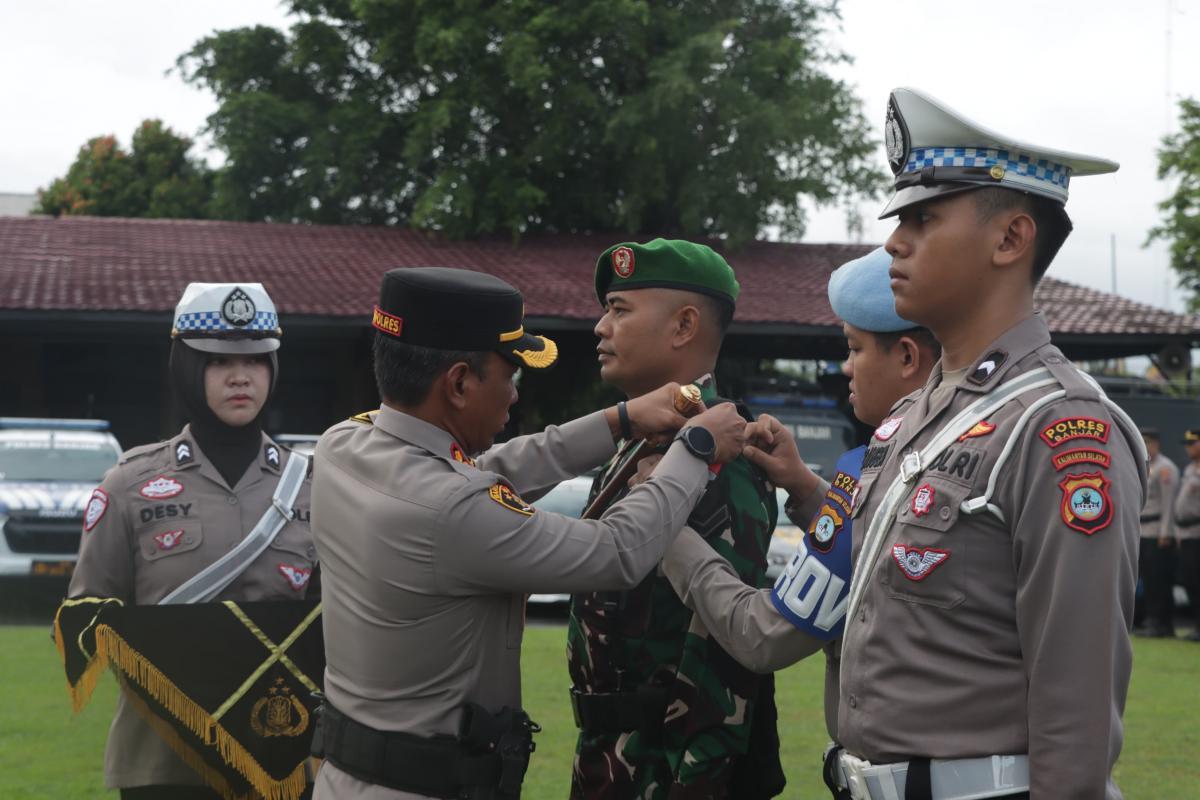 *Polres Banjar Gelar Apel Operasi Lilin Intan 2024*