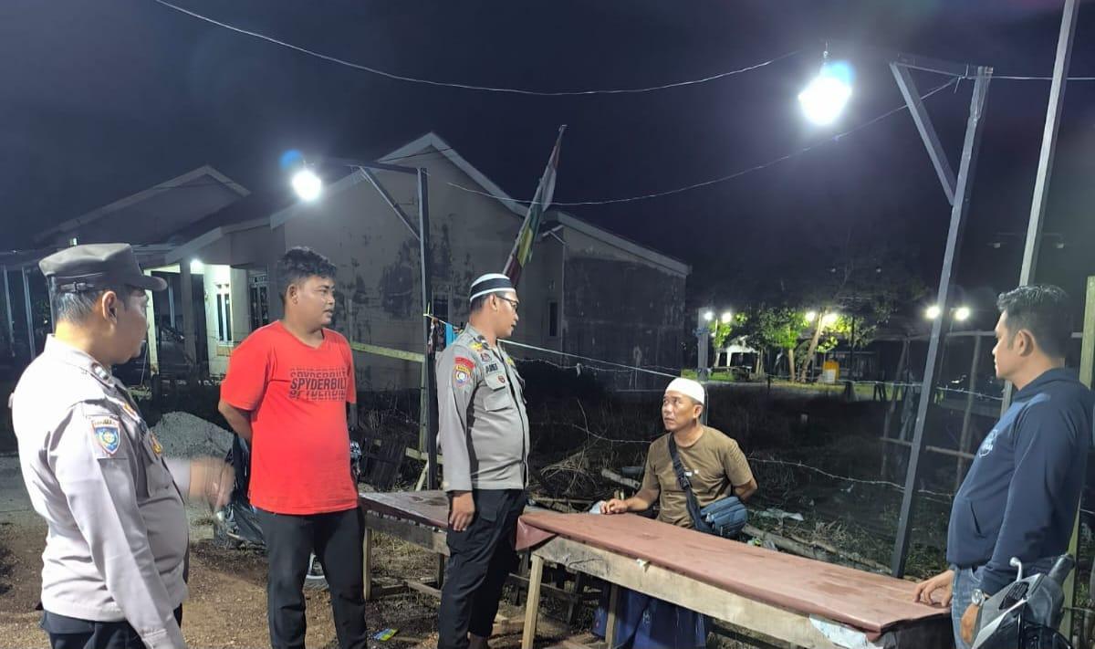 Cegah Kejahatan Jalanan dan Premanisme Polsek Martapura Gelar Patroli Malam